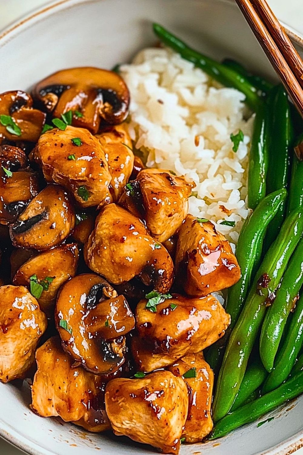Honey Garlic Chicken Bowl with Mushrooms & Green Beans - Ava Chef Life