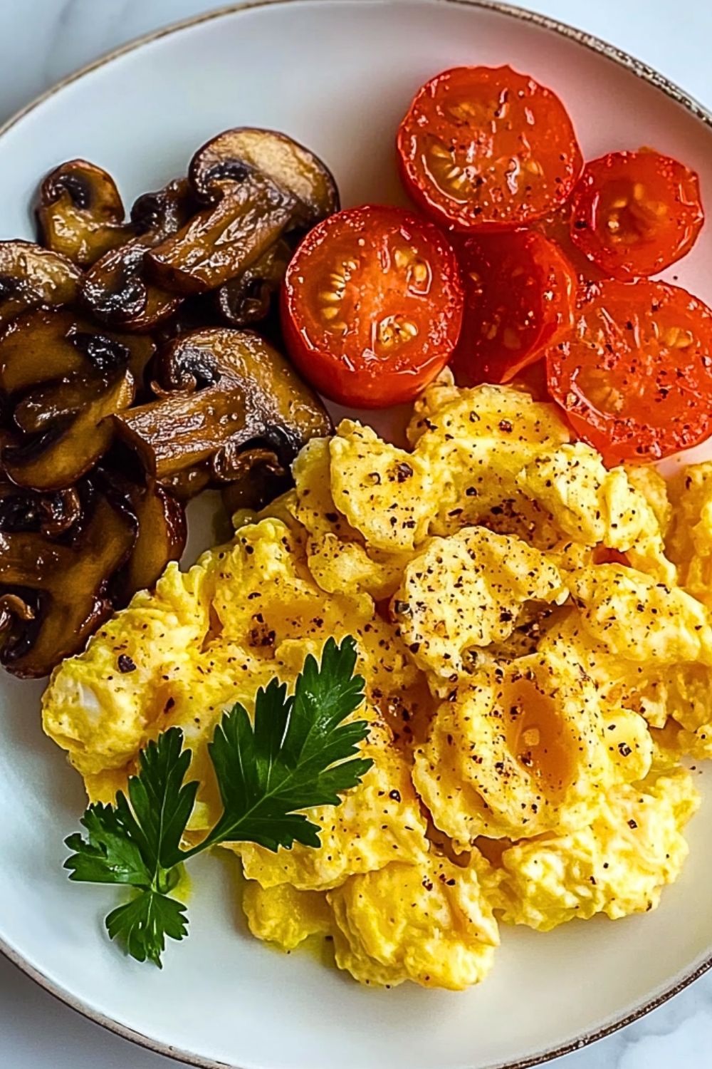 Savory Scrambled Egg Plate with Mushrooms and Roasted Tomato - Ava Chef ...