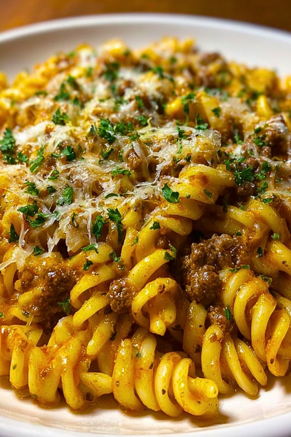 Cheesy Rotini Pasta with Garlic Butter Sauce and Ground Beef - Ava Chef ...
