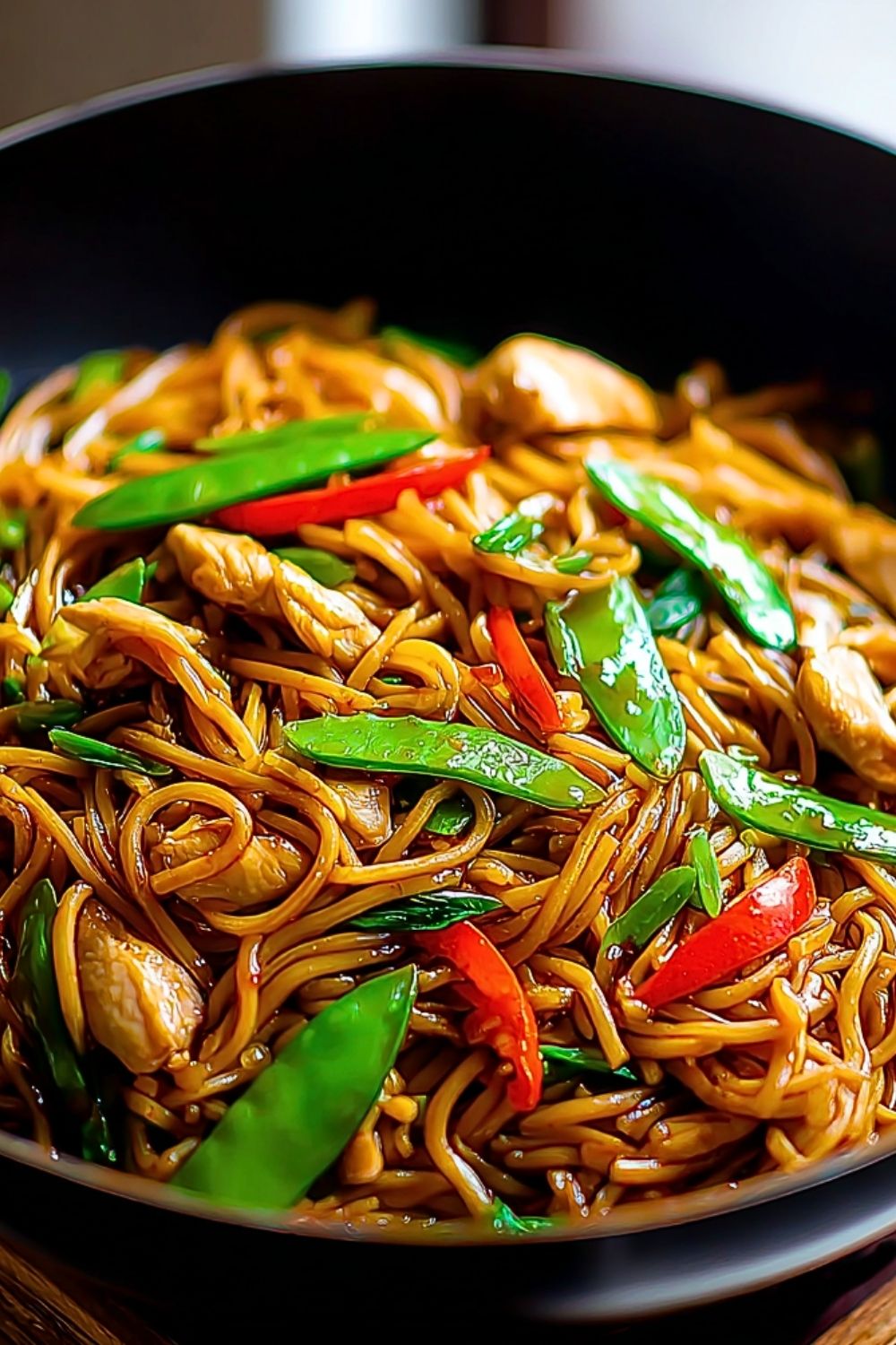 Easy Chicken Lo Mein - Ava Chef Life